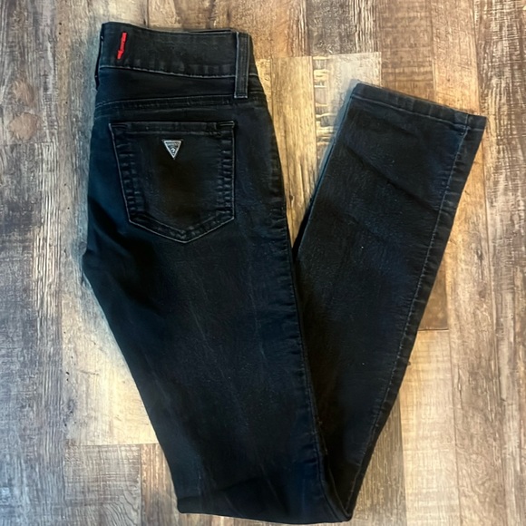 Guess | Jeans | Guess Medium Rise Skinny Sarah Fit | Poshmark